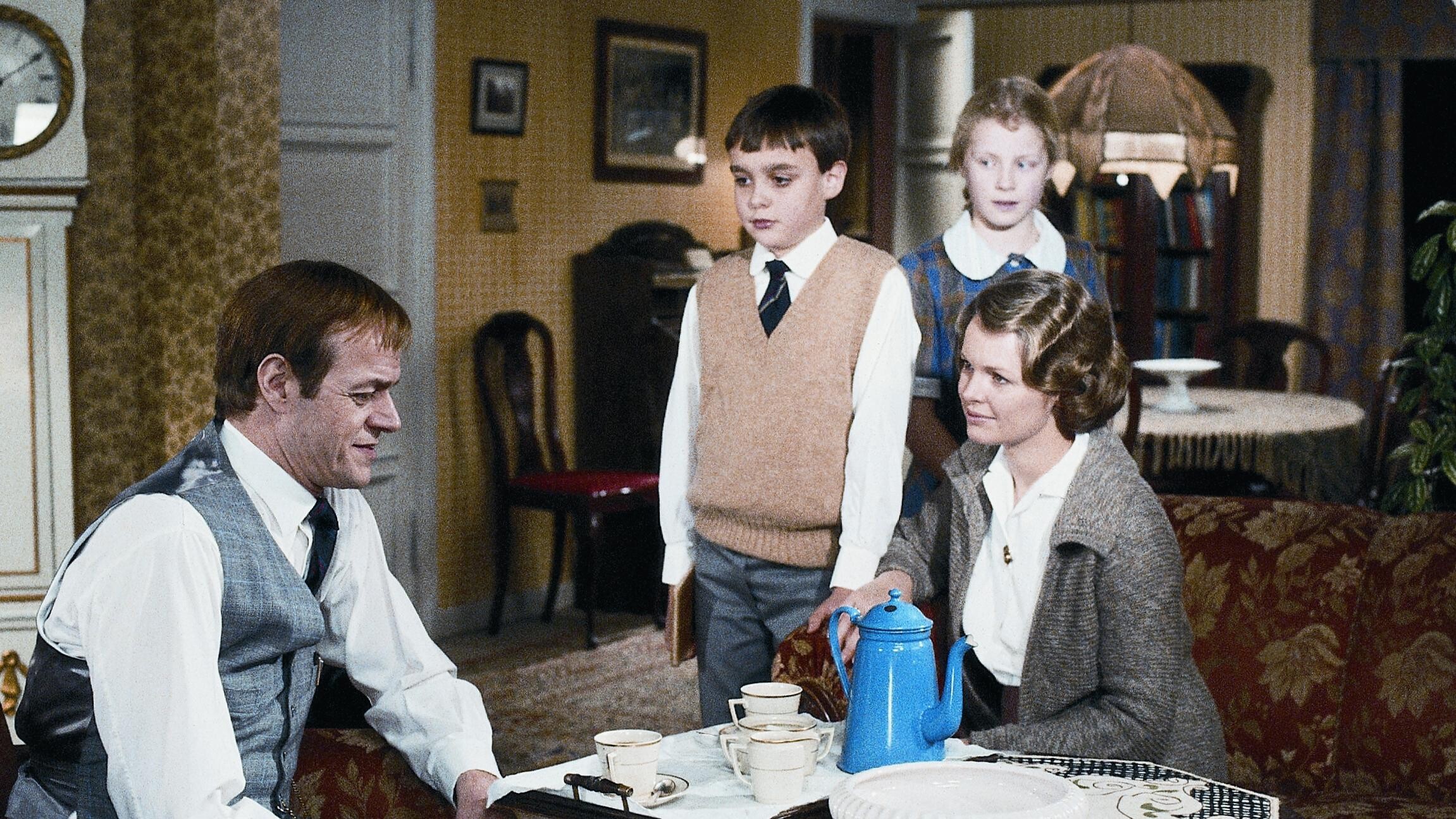 Daniel Skjern fra ’Matador’ er død | Kultur | DR