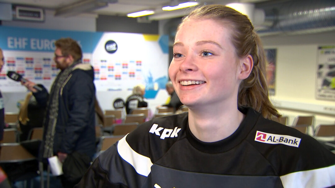 VIDEO Danmarks nye stjerneskud er straffe-specialist | EM Kvinder | DR