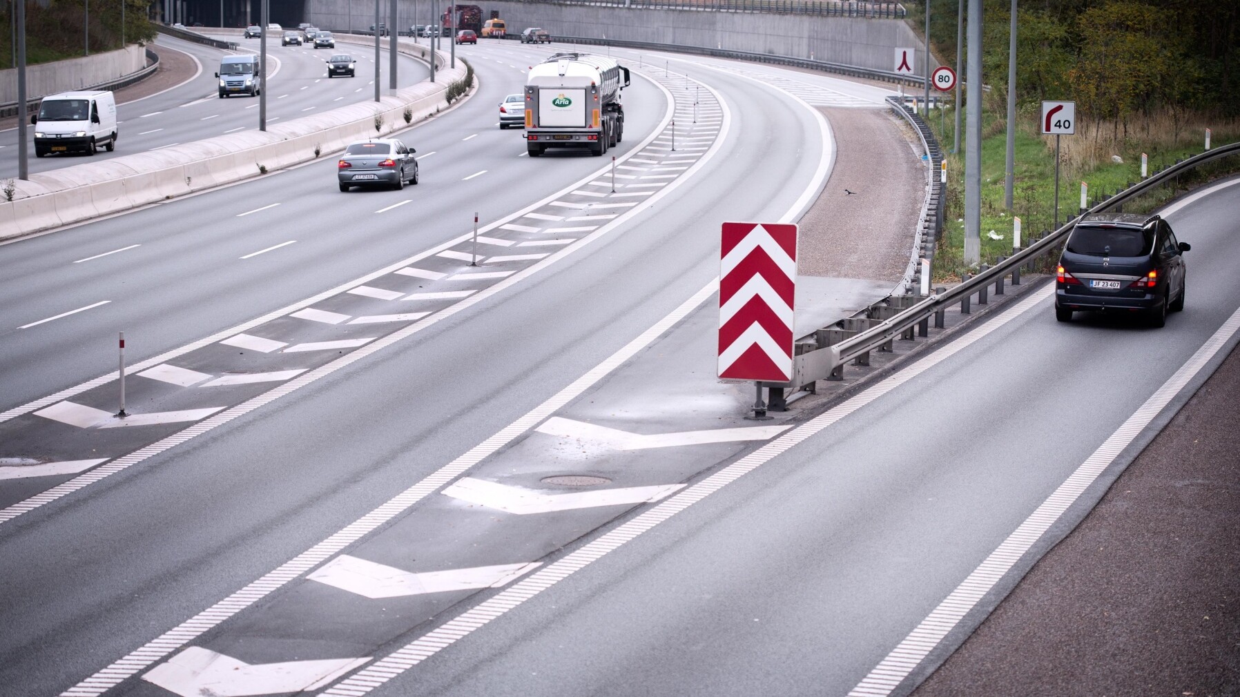 Kender du de nye vejskilte? Ny test skal gøre trafikken mere sikker ...
