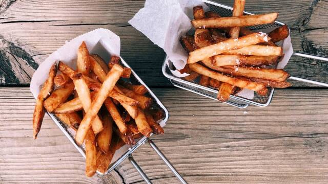 Pommes frites - Få Brdr. Prices opskrift her | Mad | DR
