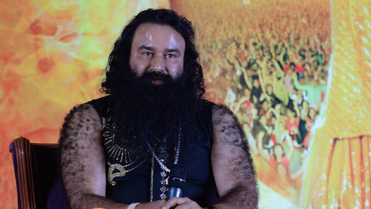 Populær indisk guru skal 20 år i fængsel for voldtægt | Udland | DR