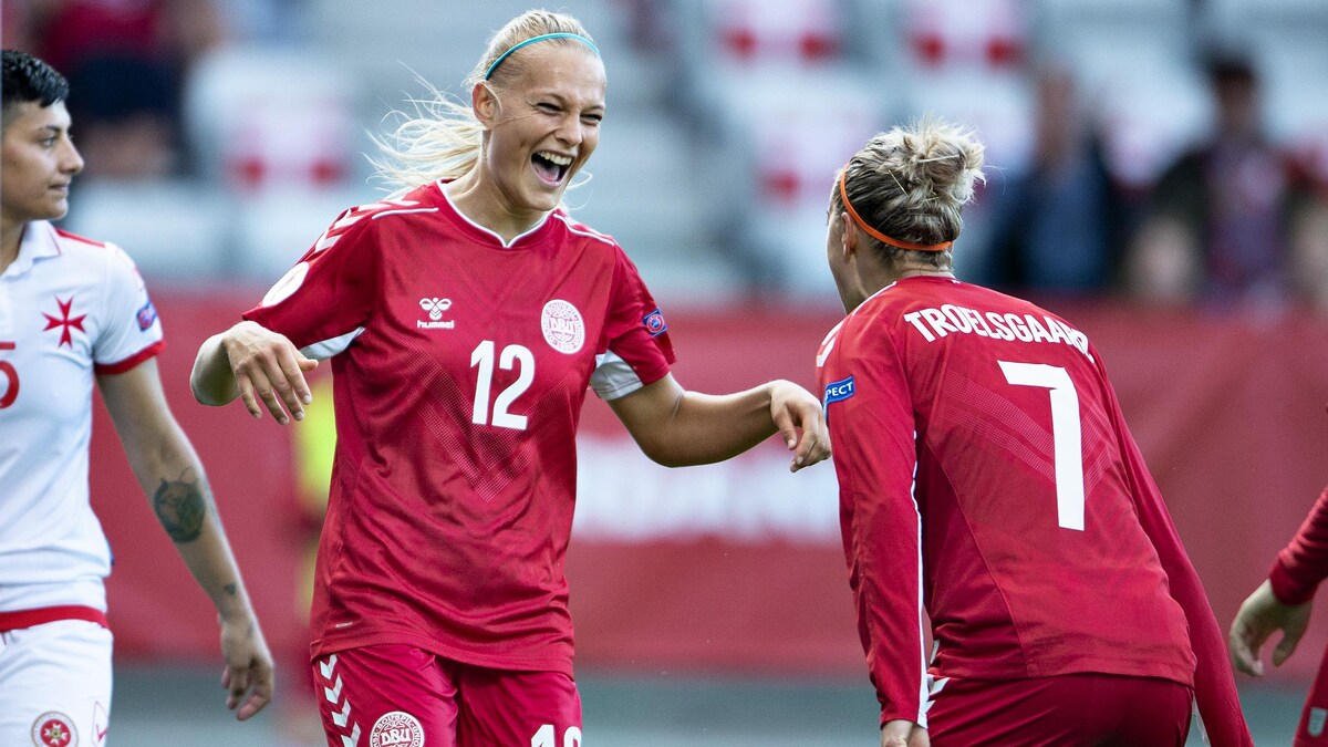 Efter 17 måneder på tribunen: To mål og et comeback Stine Larsen 'slet ...