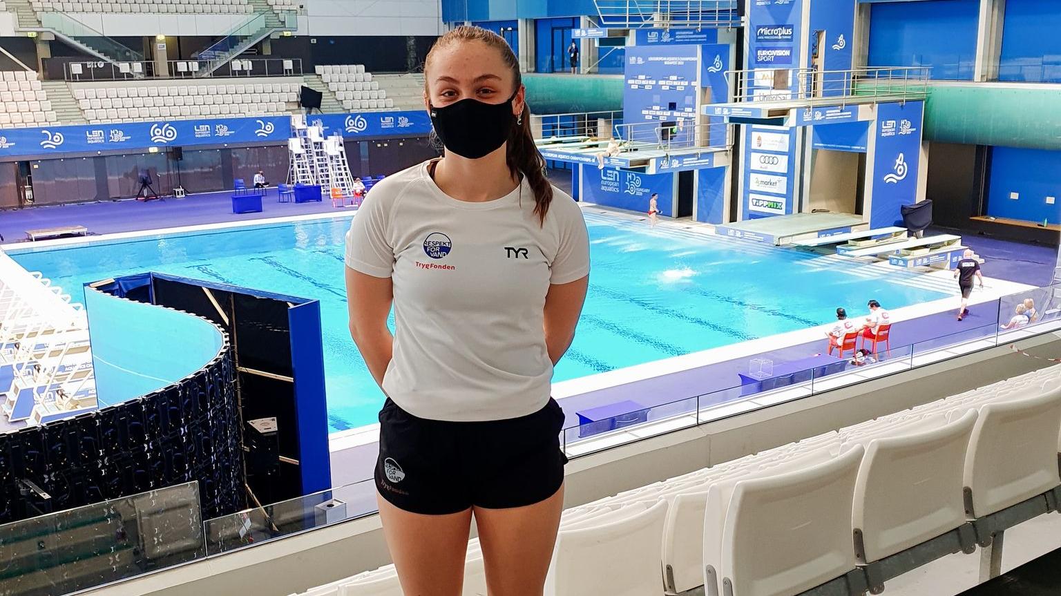 20-årige Laura 'er ikke så vild med højder'. Nu er hun blandt nordens ...