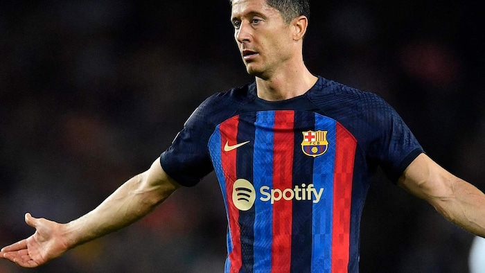 FC Barcelona skal spille med Drake på brystet | Kort sport | DR
