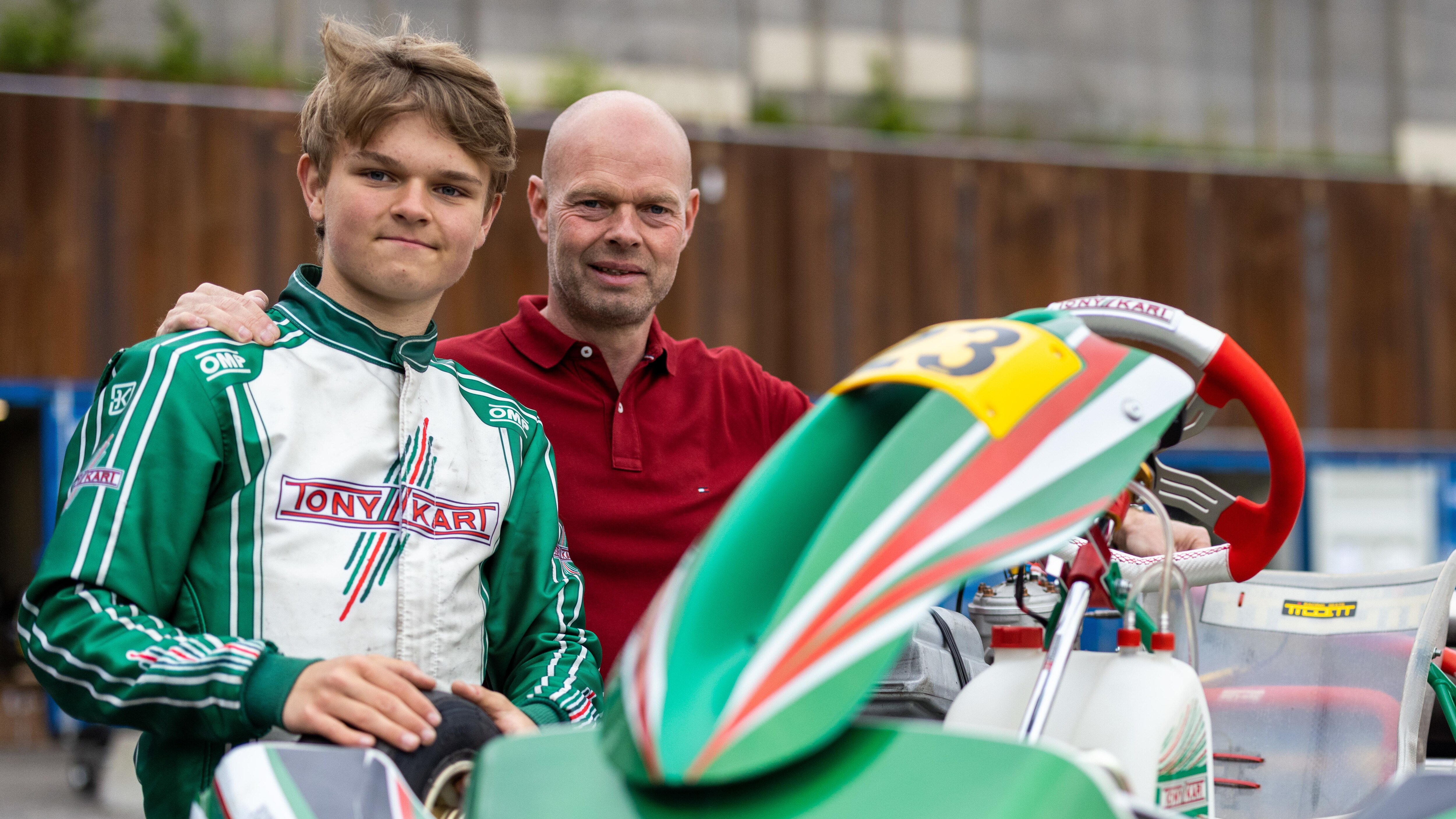 49-årige Jan Magnussen jagter stadig guld, mens sønnen Luca snart kan ...