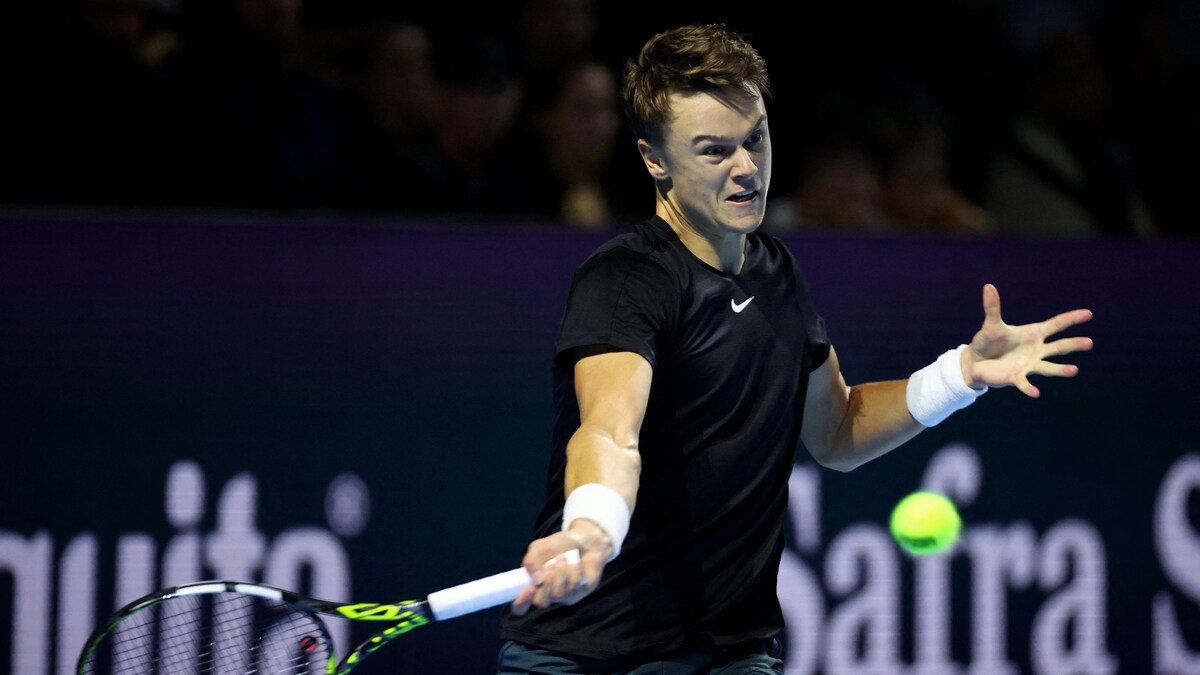 MINUT FOR MINUT Holger Rune spiller sig sikkert videre i Paris Masters ...