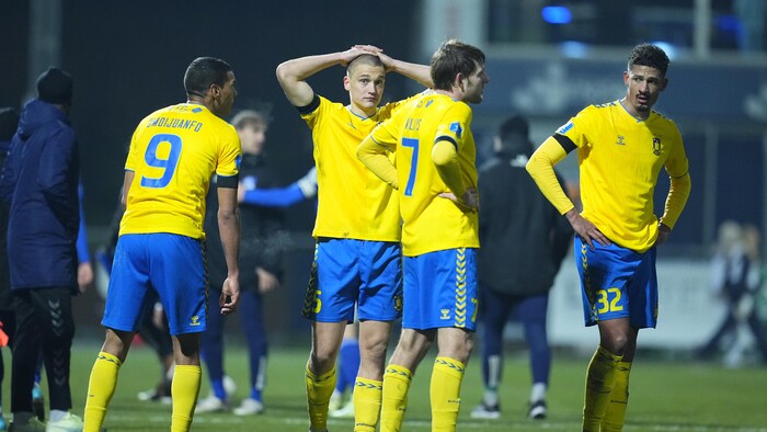 Brøndbys ti mand må nøjes med dramatisk uafgjort i Lyngby | Kort sport | DR