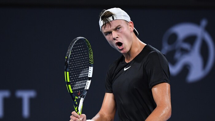 Rune slider sig forbi russer | Kort sport | DR