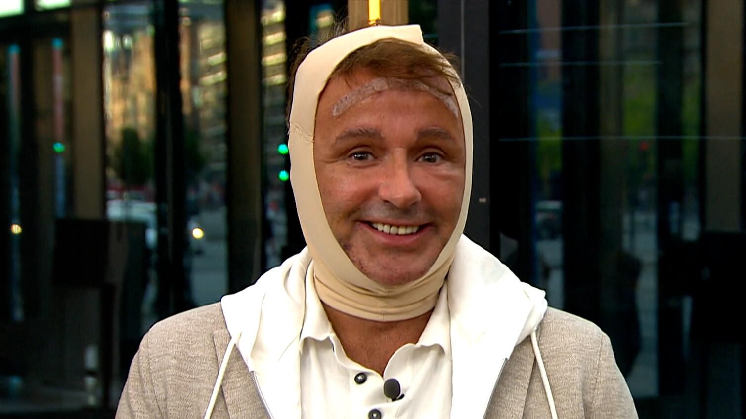 Dennis Knudsen deler sin operation med titusindvis af følgere for at ...