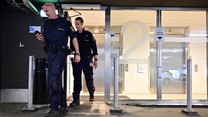 Prisvindende rapper dræbt af skud i Göteborg | Nyheder | DR