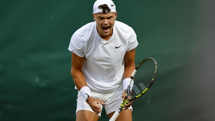 Rune er nødt til at forbedre sin serv, hvis han skal slå Djokovic | Wimbledon | DR