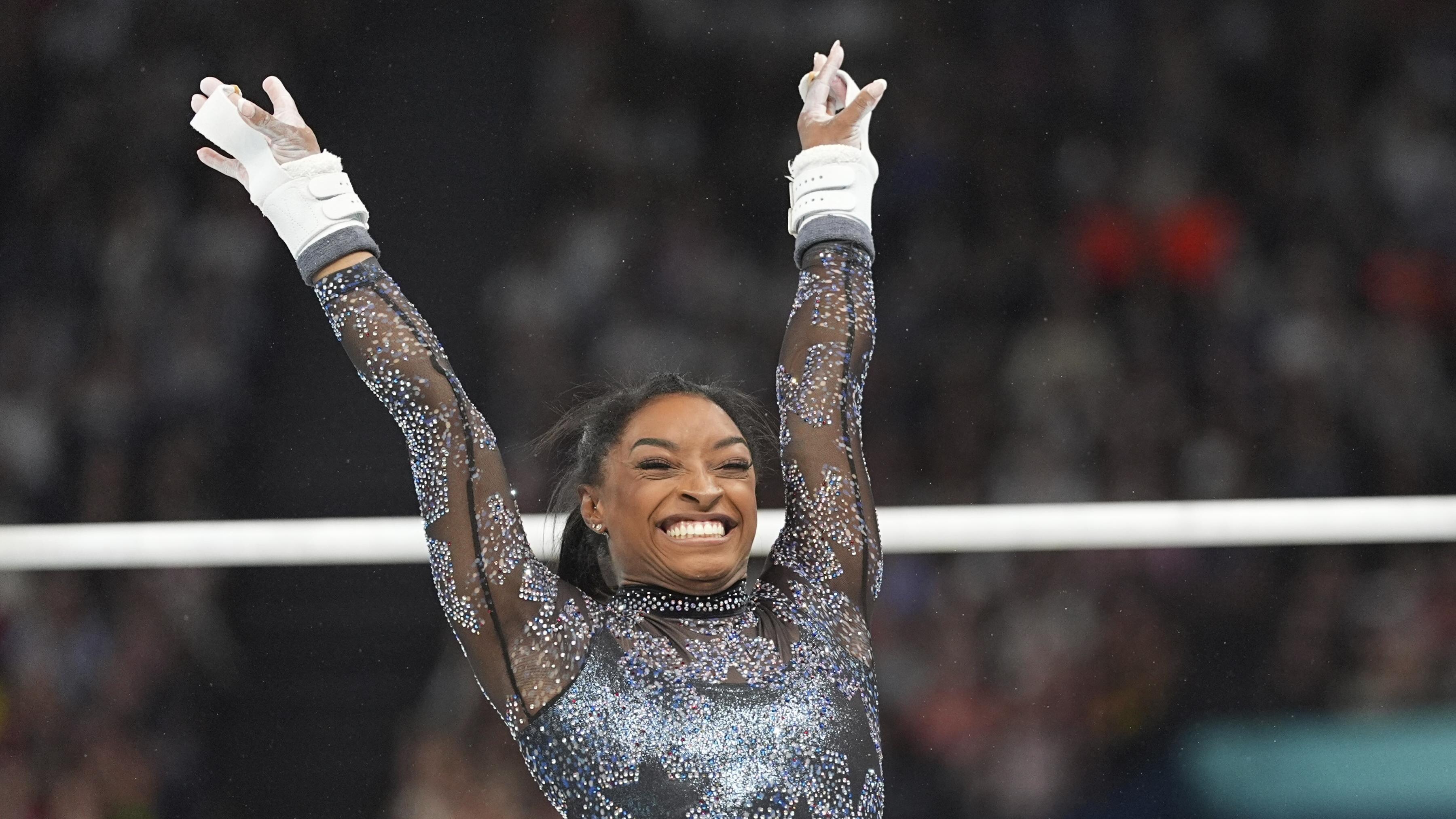 Superstjernen Simone Biles leverer varen i sit OL-comeback | Paris 2024 ...