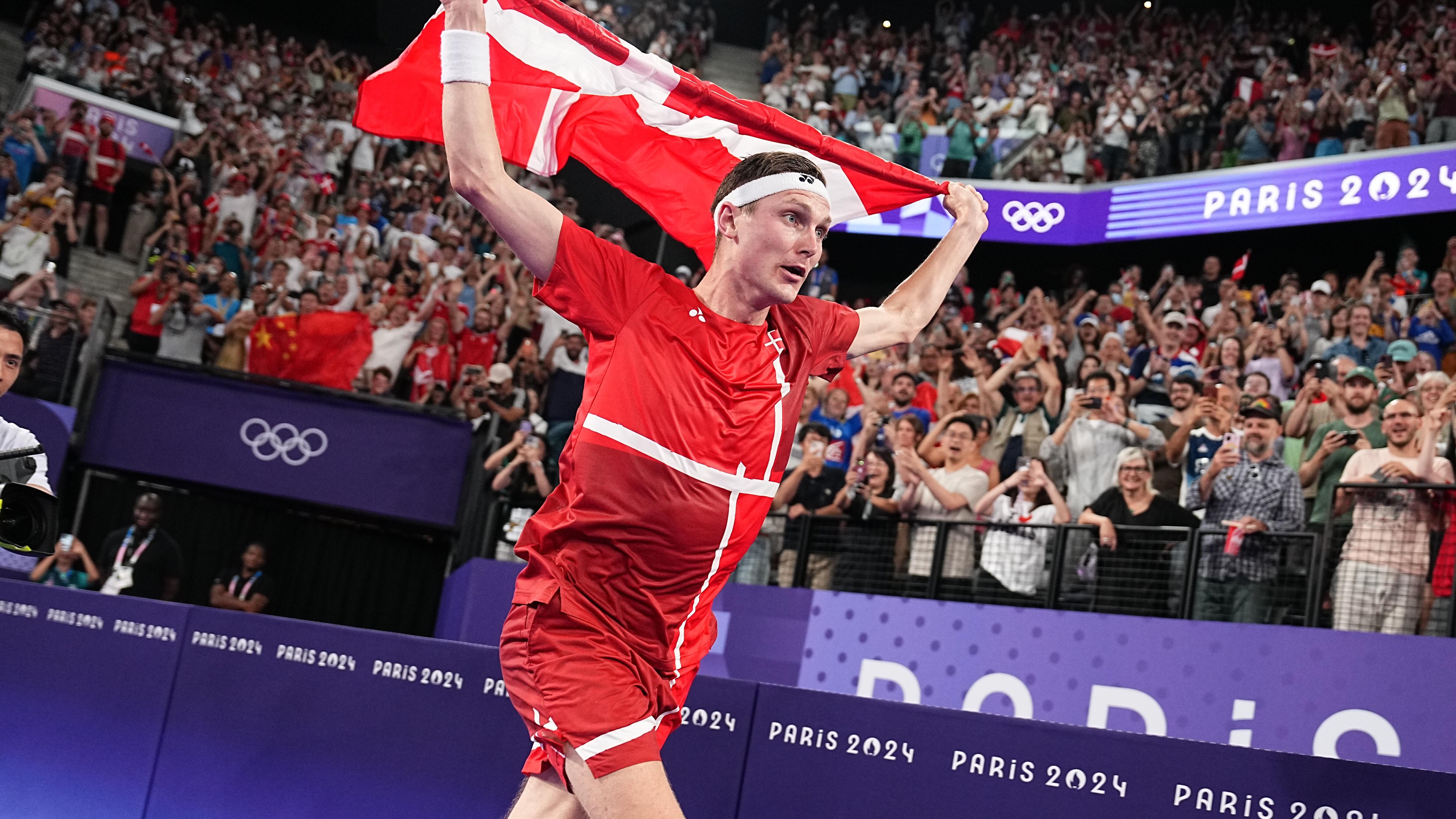 Viktor Axelsen leverer magtdemonstration og genvinder OL-guldet ...