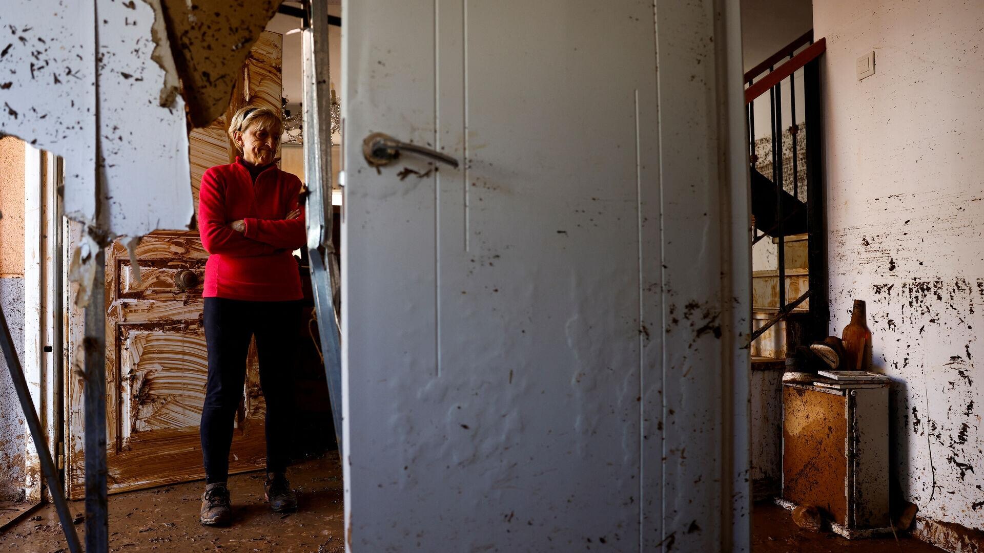 Folk blev fanget i biler, garager og stuer. Nu kritiseres spanske ...