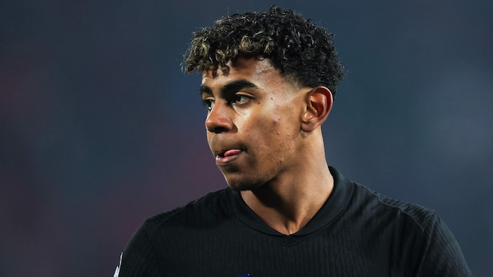 Skadet spansk stjerneskud misser braget mod Danmark | Kort sport | DR