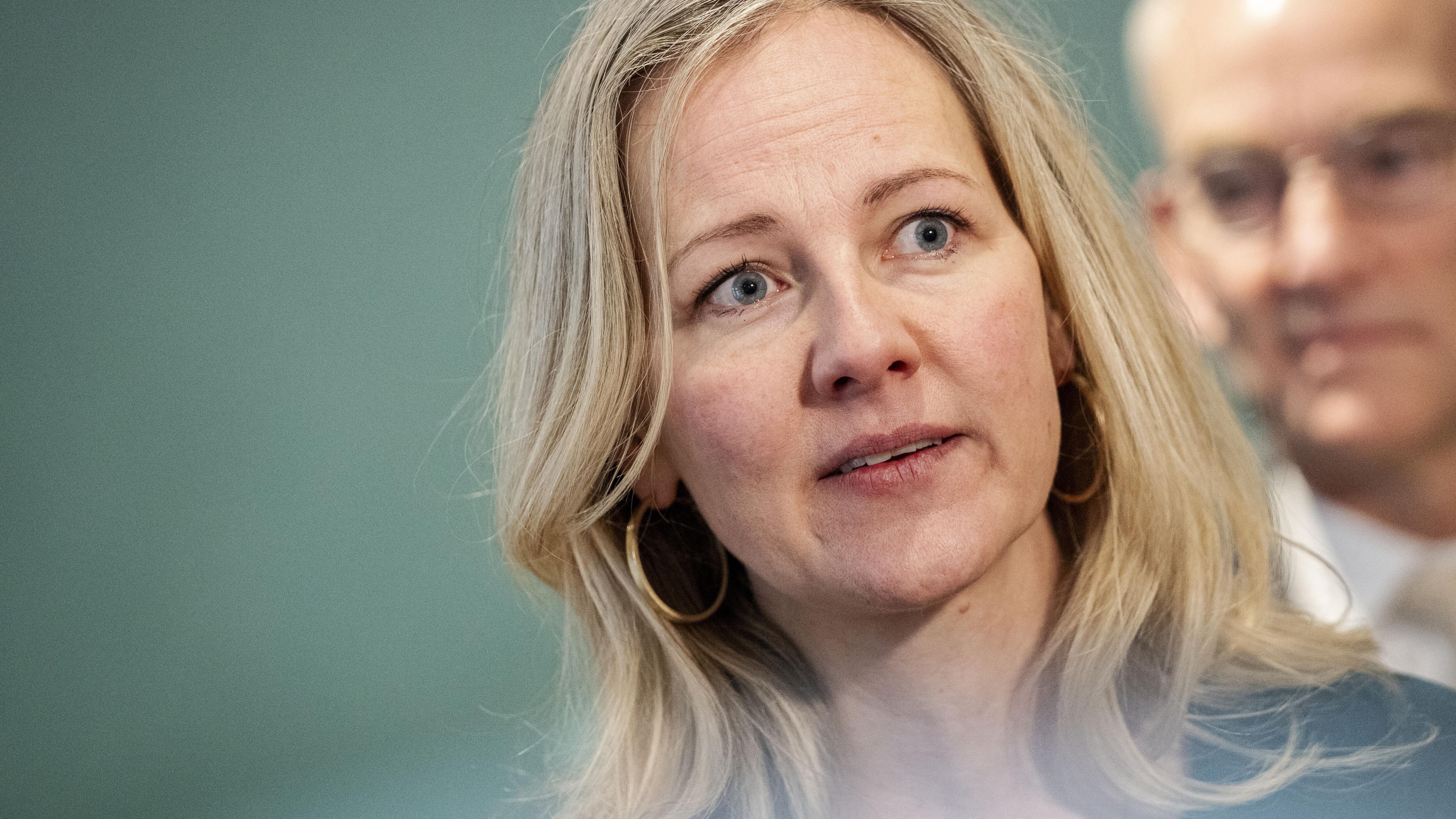 Ulve-uenighed i Socialdemokratiet: At flytte ulve til Sjælland er 'ikke ...