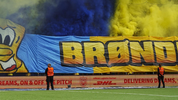 Brøndby giver tilskuer karantæne efter spytklat mod FCK-spiller | Kort ...