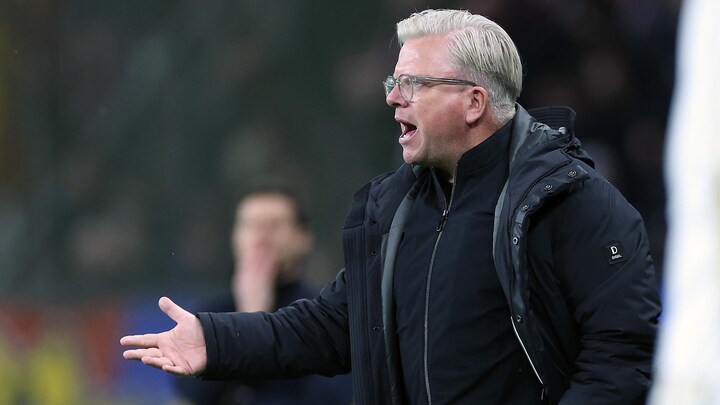 Sparta Prag fyrer Lars Friis | Kort sport | DR