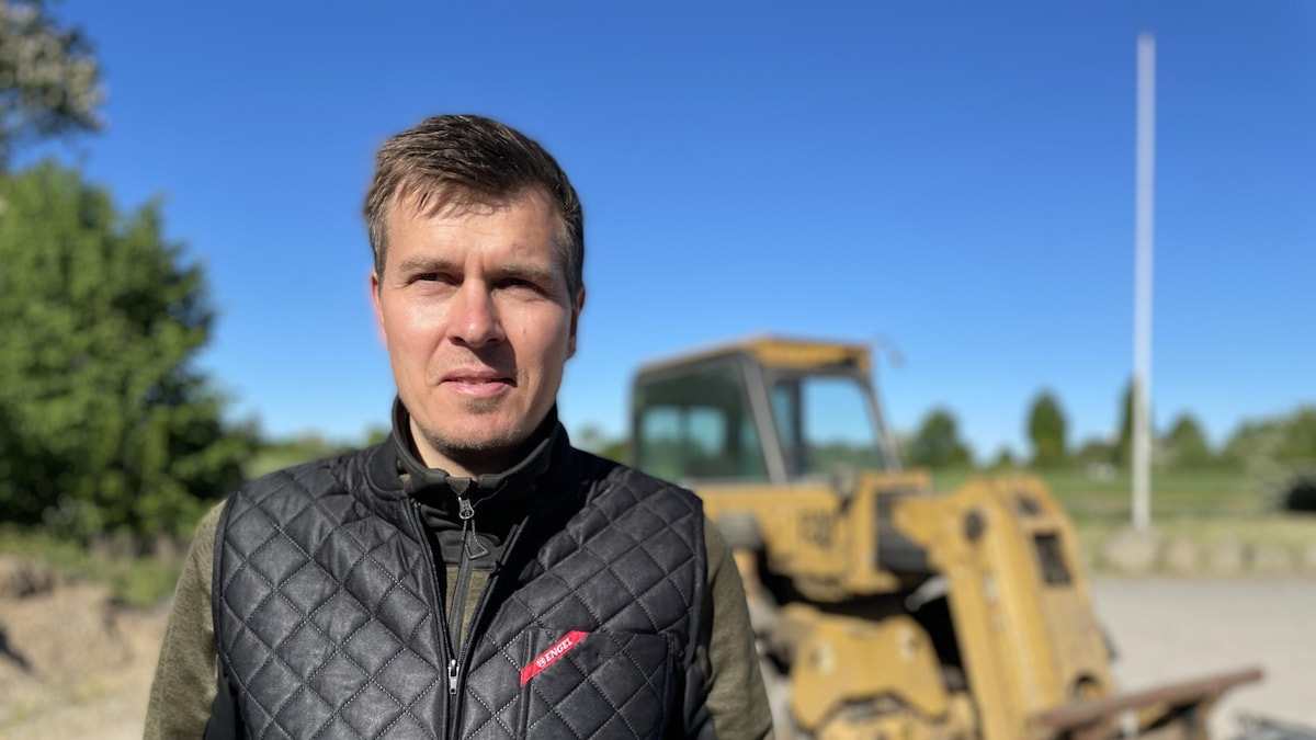 Landmand ringede til konen, før han ringede efter hjælp: 'Jeg troede ...