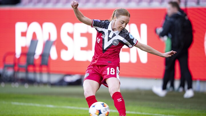 KARAKTERER Dansk målhelt scorer 10-tal | Kvindelandsholdet | DR