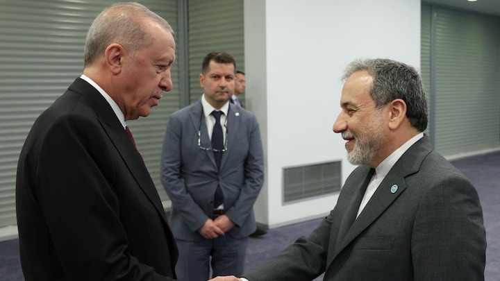 OVERBLIK Irans og Israels naboer er dybt bekymrede for den kommende tid ...