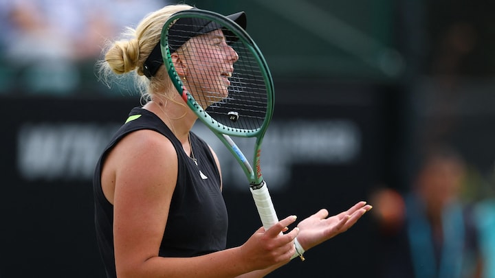 Clara Tauson taber for fjerde gang i træk til russisk vidunderbarn | Kort sport | DR