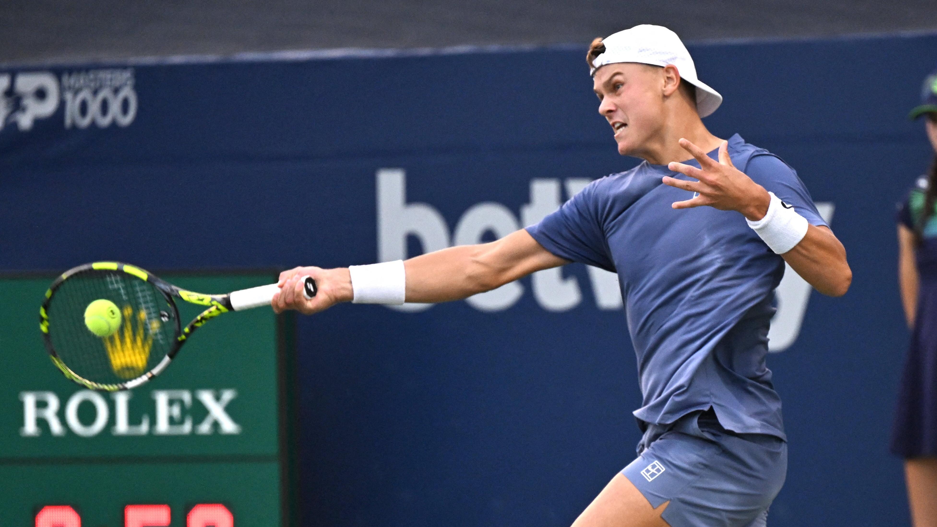 Holger Rune slår franskmand og spiller sig videre i Toronto | Tennis | DR