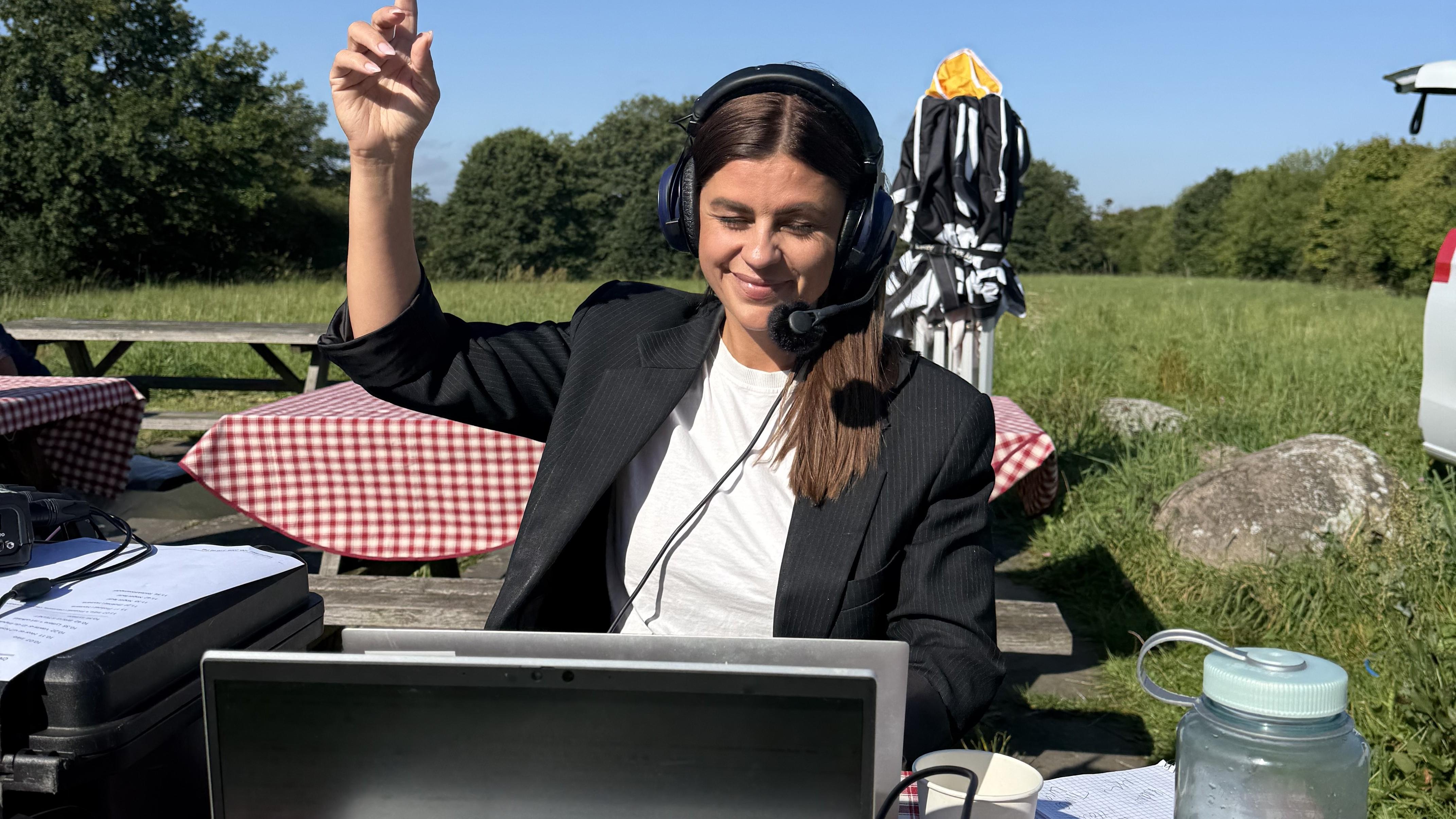 Frokost med 4'eren: 'Alle har ret til en god frokostpause' | Nyt fra DR ...