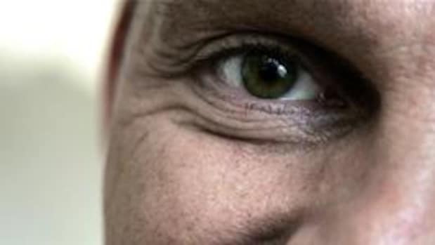 Stein Bagger tidligt ude af isolation | Penge | DR