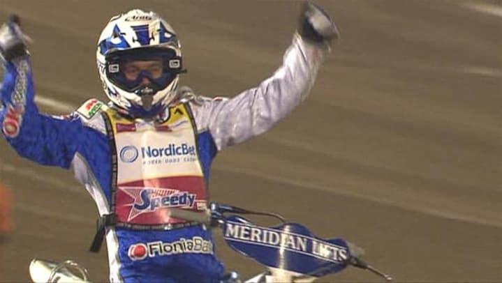 Nicki Pedersen vinder Den Gyldne Hjelm | Sport | DR