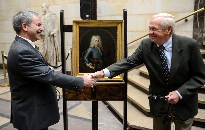 Nazi-maleri vender hjem til Polen efter årtier i amerikaners stue ...