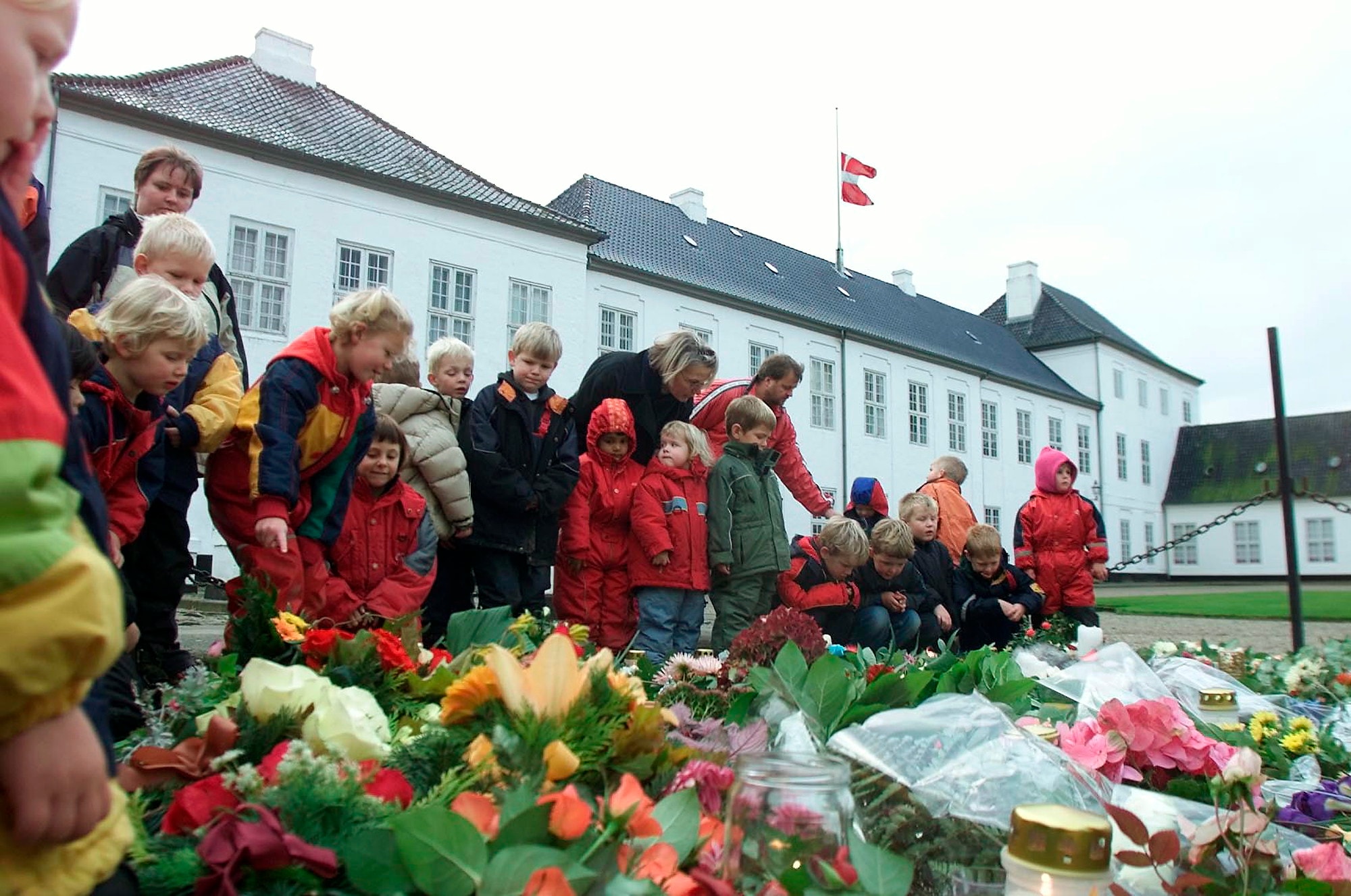 BILLEDER og GRAFIK Her er dronningens slotte | Indland | DR