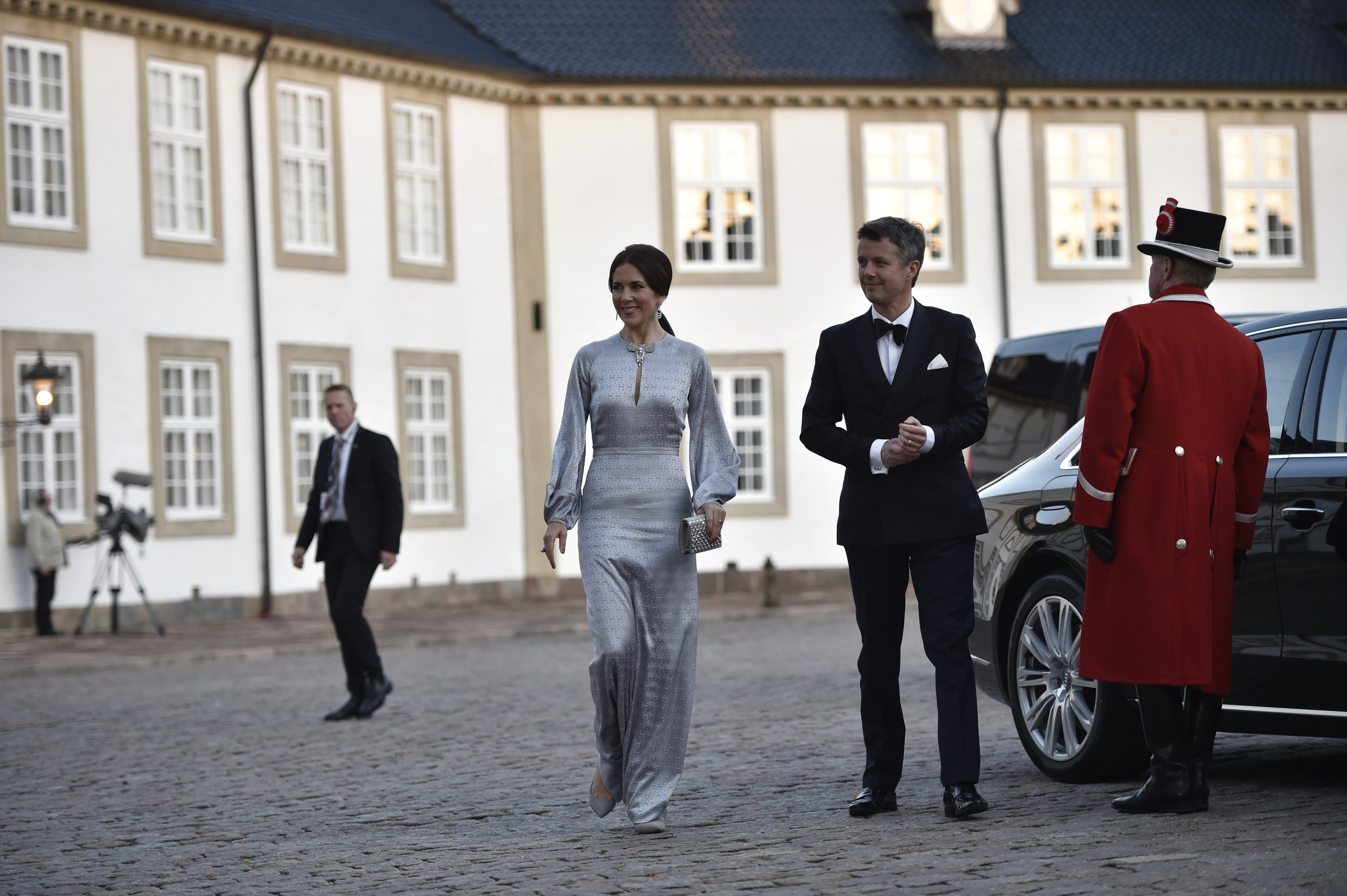 BILLEDER og GRAFIK Her er dronningens slotte | Indland | DR