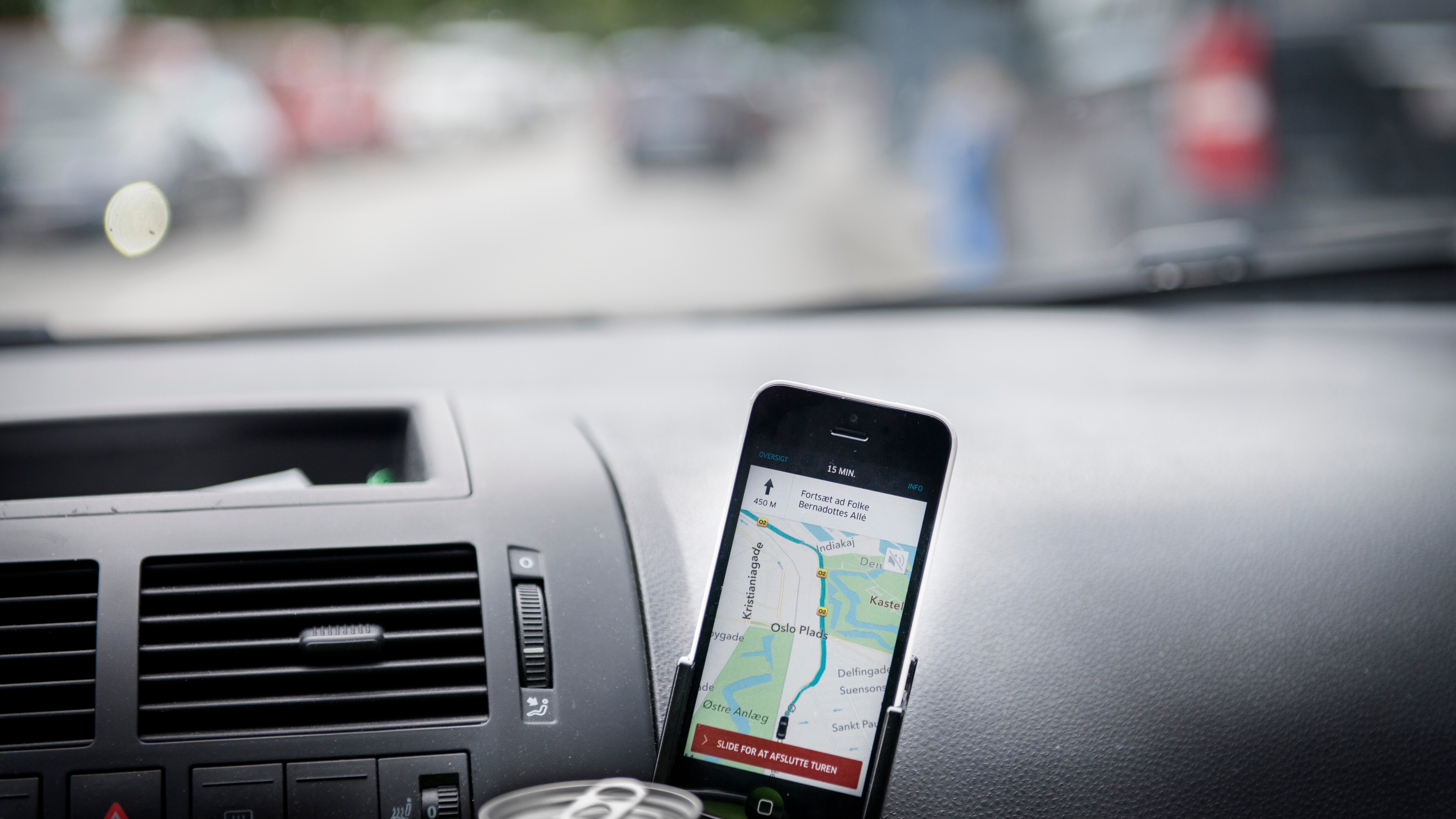 Uber lukker i Danmark | Indland | DR