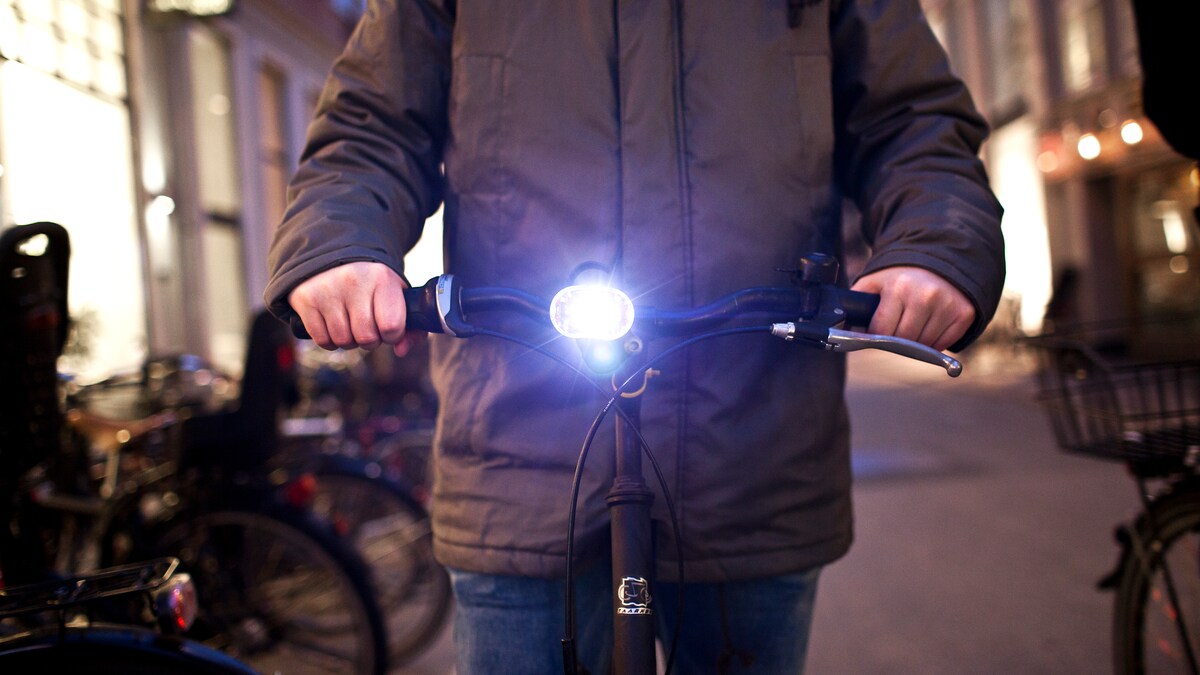 Transportordførere undrer sig: Hvorfor må man sælge cykler uden lygter ...