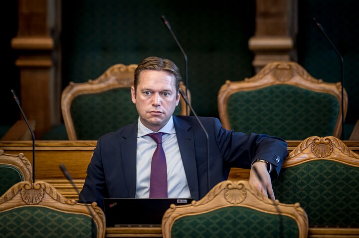Folketingspolitikeren Marcus Knuth skifter parti | Ligetil | DR