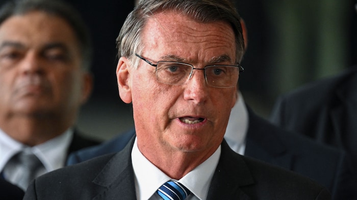 Bolsonaro meddeler Brasiliens højesteret, at han er villig til at ...