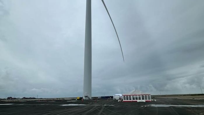 Verdens største vindmølle bliver indviet i Thyborøn i dag | Nyheder | DR