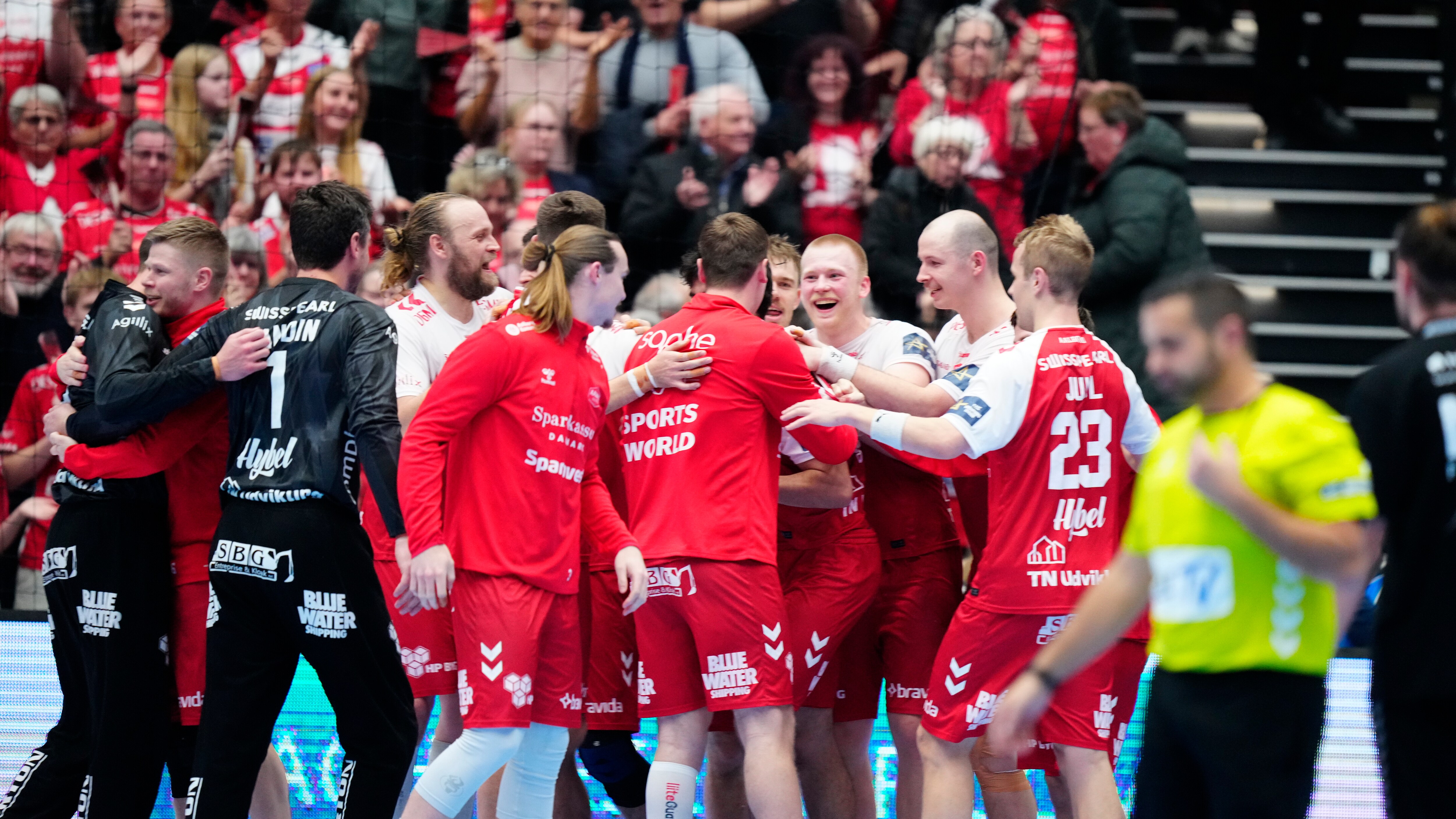Slangearmen huggede og bankede Aalborg til sejr: 'Det er det, man ...