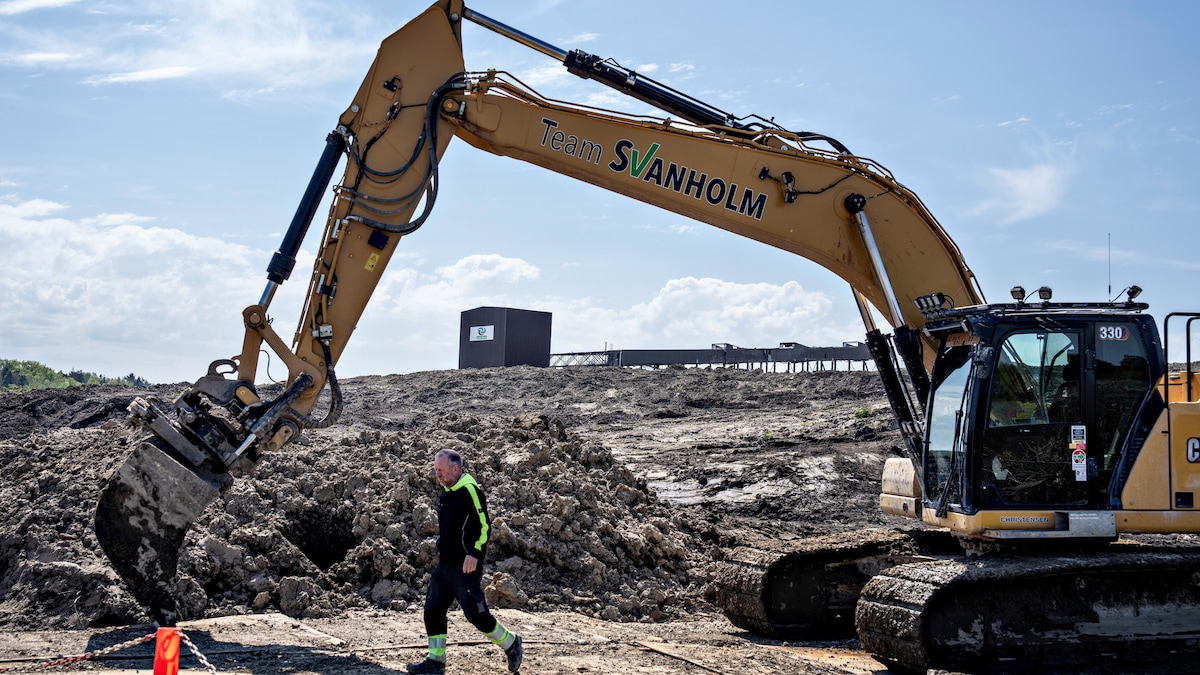 En af hovedejerne bag Nordic Waste donerer 50 millioner kroner til landsbyen Ølst | Indland | DR