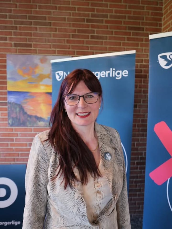 Susanne Borggaard afløser Martin Henriksen som politisk leder af Nye ...