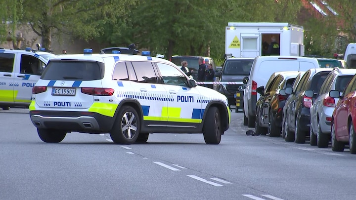 Politiet til stede ved alvorlig hændelse i Søborg ved København ...