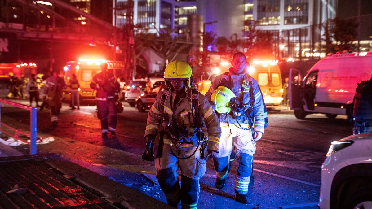 Flere bølger af iranske missilangreb mod Israel i nat: 'Jeg så bare ...