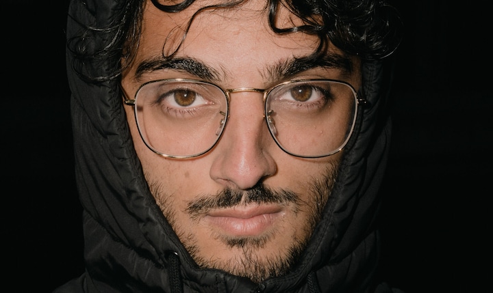 I fængslet læste Haidar Ansari den ene bog efter den anden - og det ...