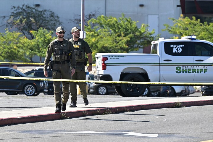 Bevæbnet mand skyder og dræber tre uden for kasino i Reno | Nyheder | DR