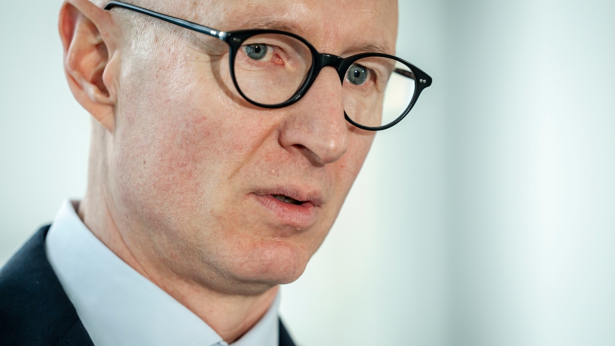 Skal der fyres? Det kommer der jo sikkert til, siger afgående Novo-topchef i sit sidste ...