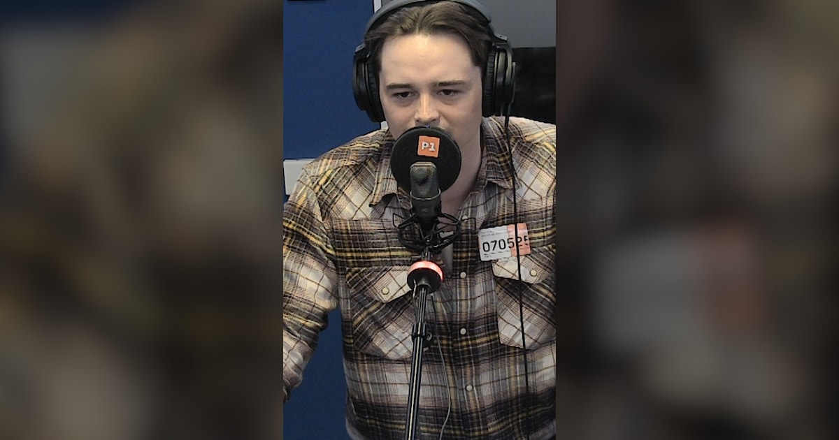 Nicholas hadede feminisme: Nu advarer han unge om giftige fællesskaber ...