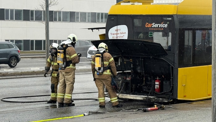 Brand i elbus er under kontrol | Nyheder | DR