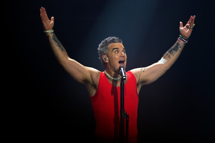 Robbie Williams tvunget til at aflyse koncert i Istanbul efter ...