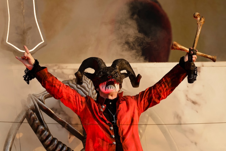 King Diamond får livslangt legat fra staten | Nyheder | DR